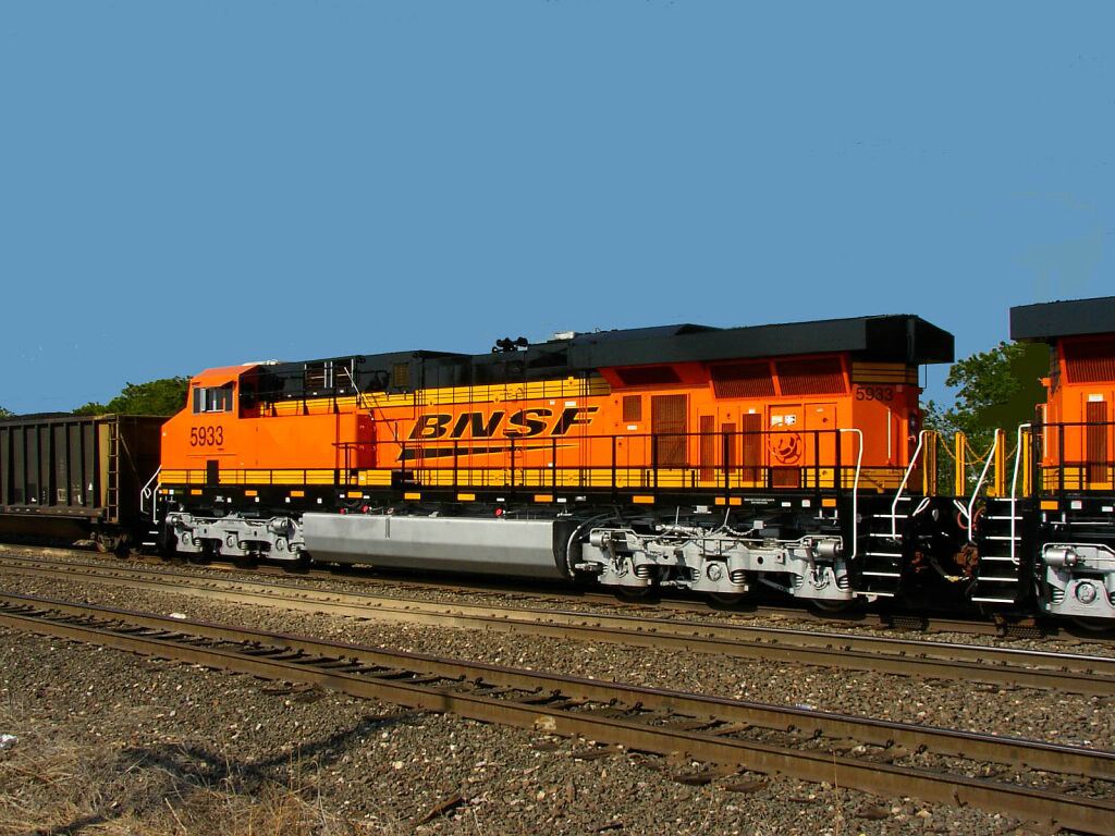 BNSF 5933